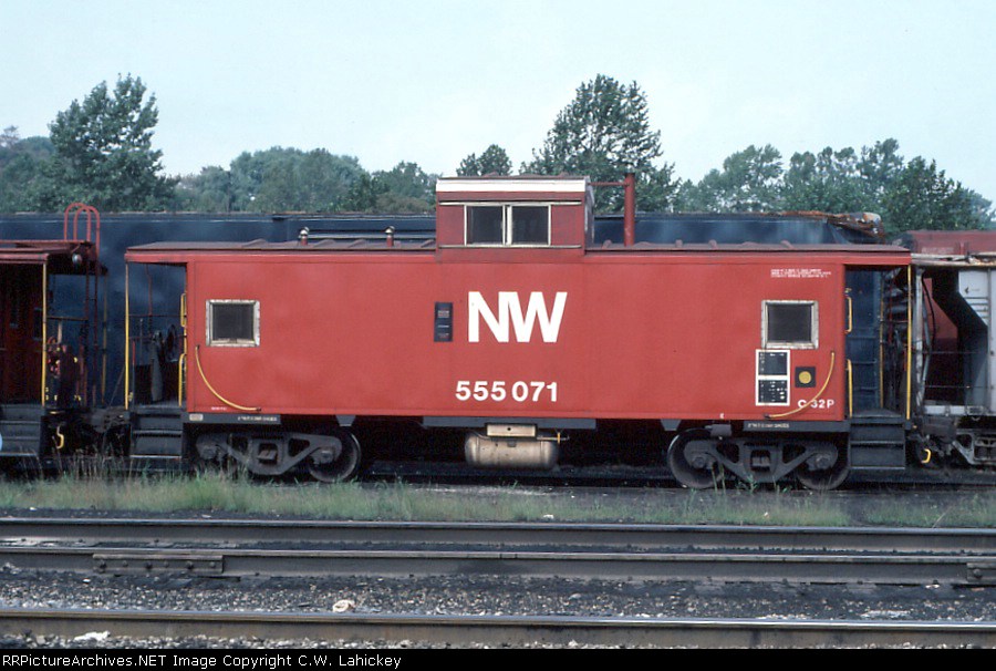 NW 555071